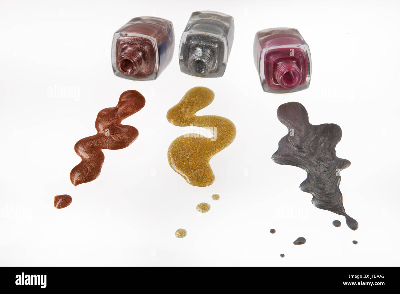 Three bottles hi-res stock photography and images - Alamy