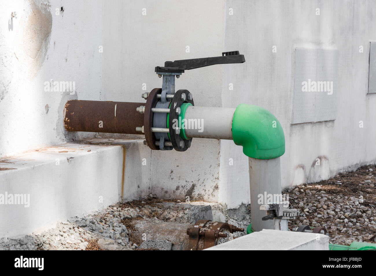 Water shut off valve hi-res stock photography and images - Alamy