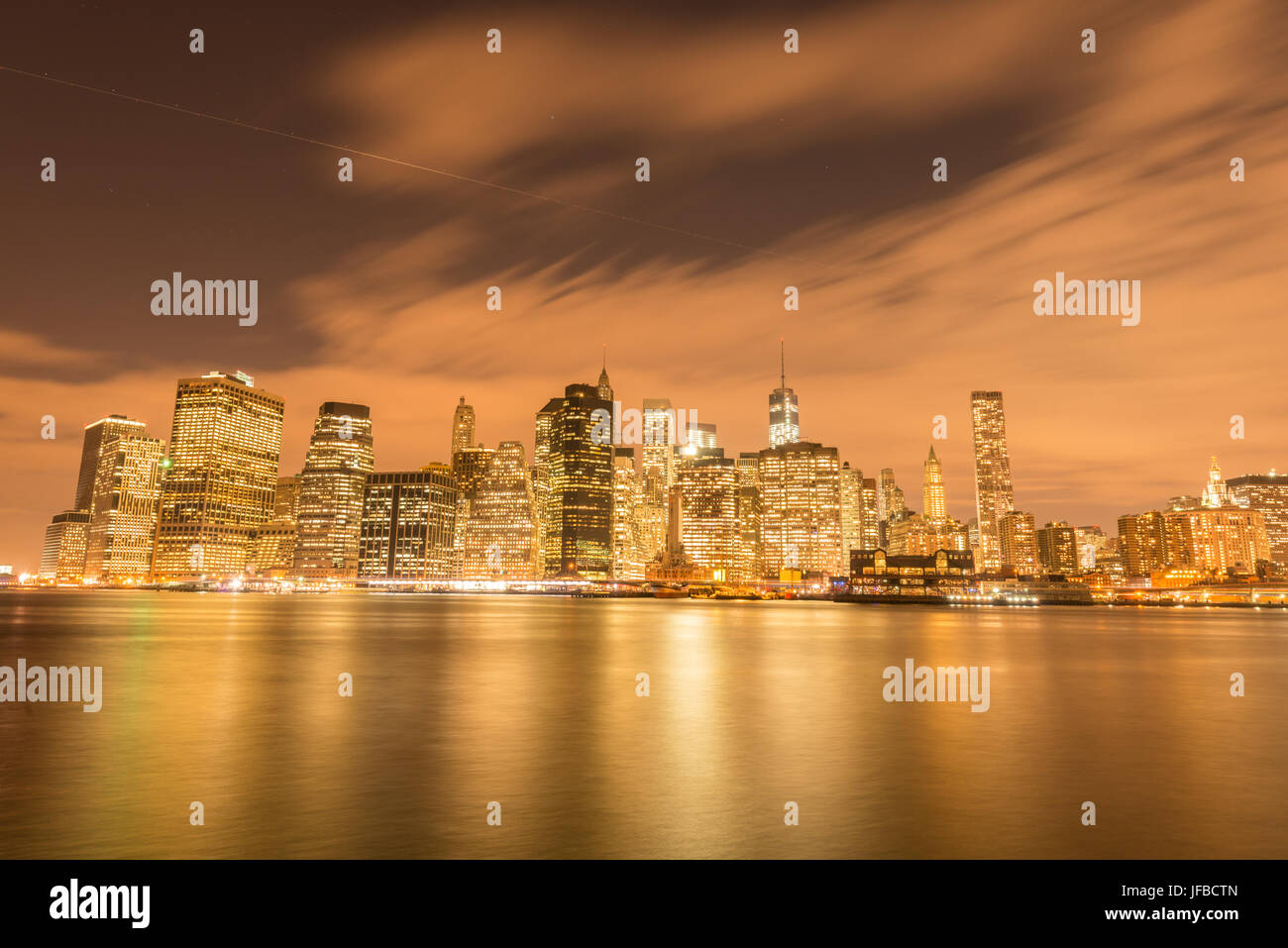 View of lower Manhattan from Brooklyn Stock Photo - Alamy