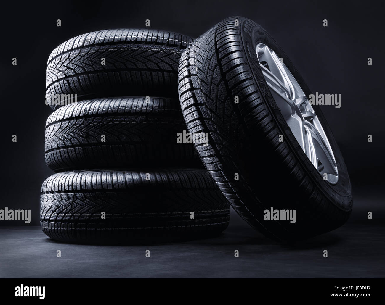 Tires hi-res stock photography and images - Alamy