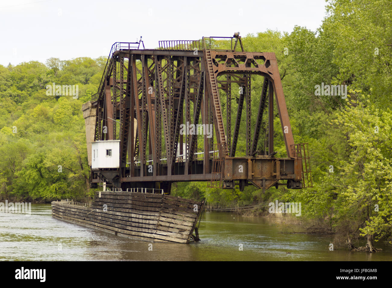 Old swinging bridge hi-res stock photography and images - Alamy