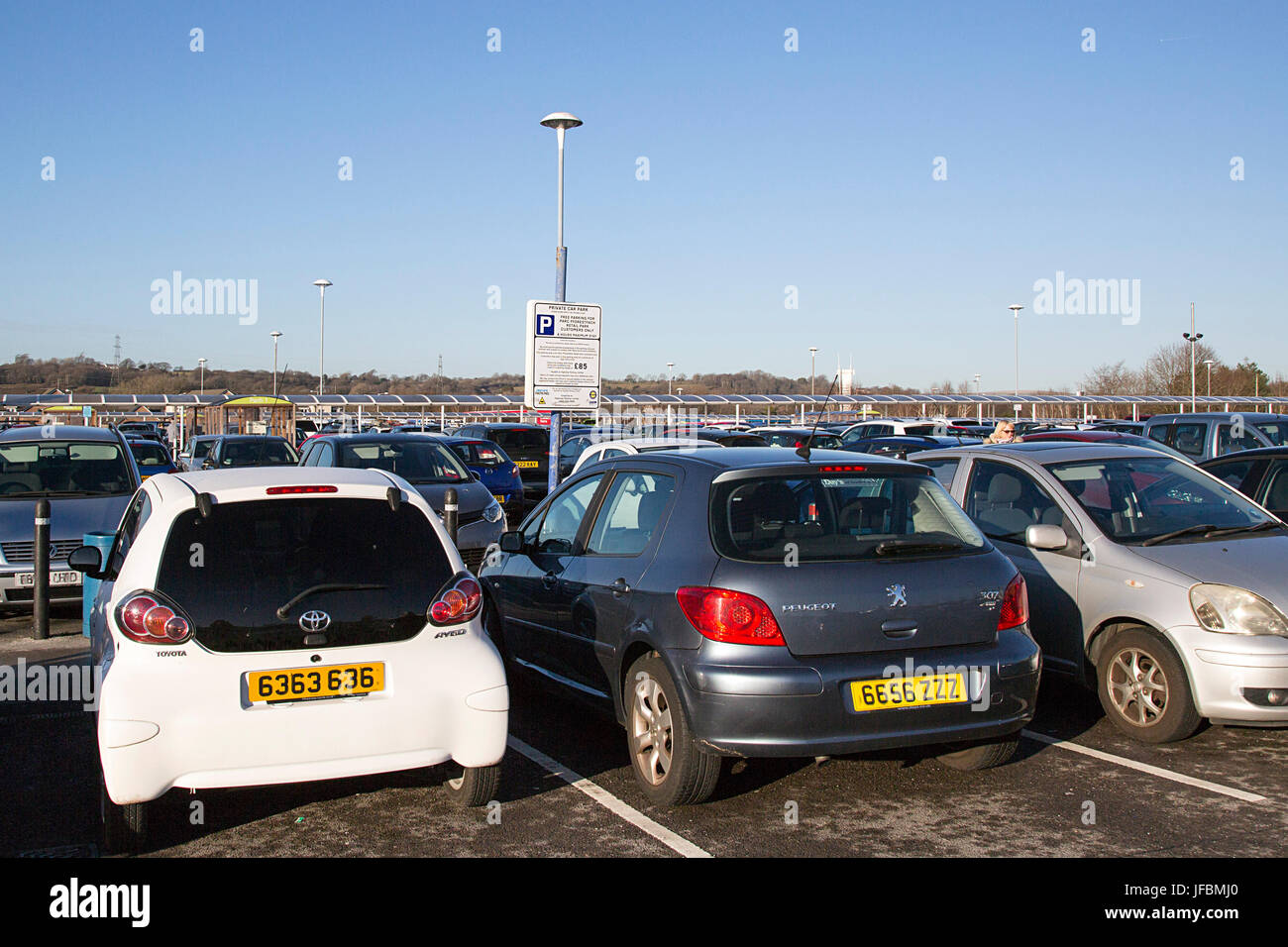 Free or limited parking in a shpping mall car park Stock Photo - Alamy