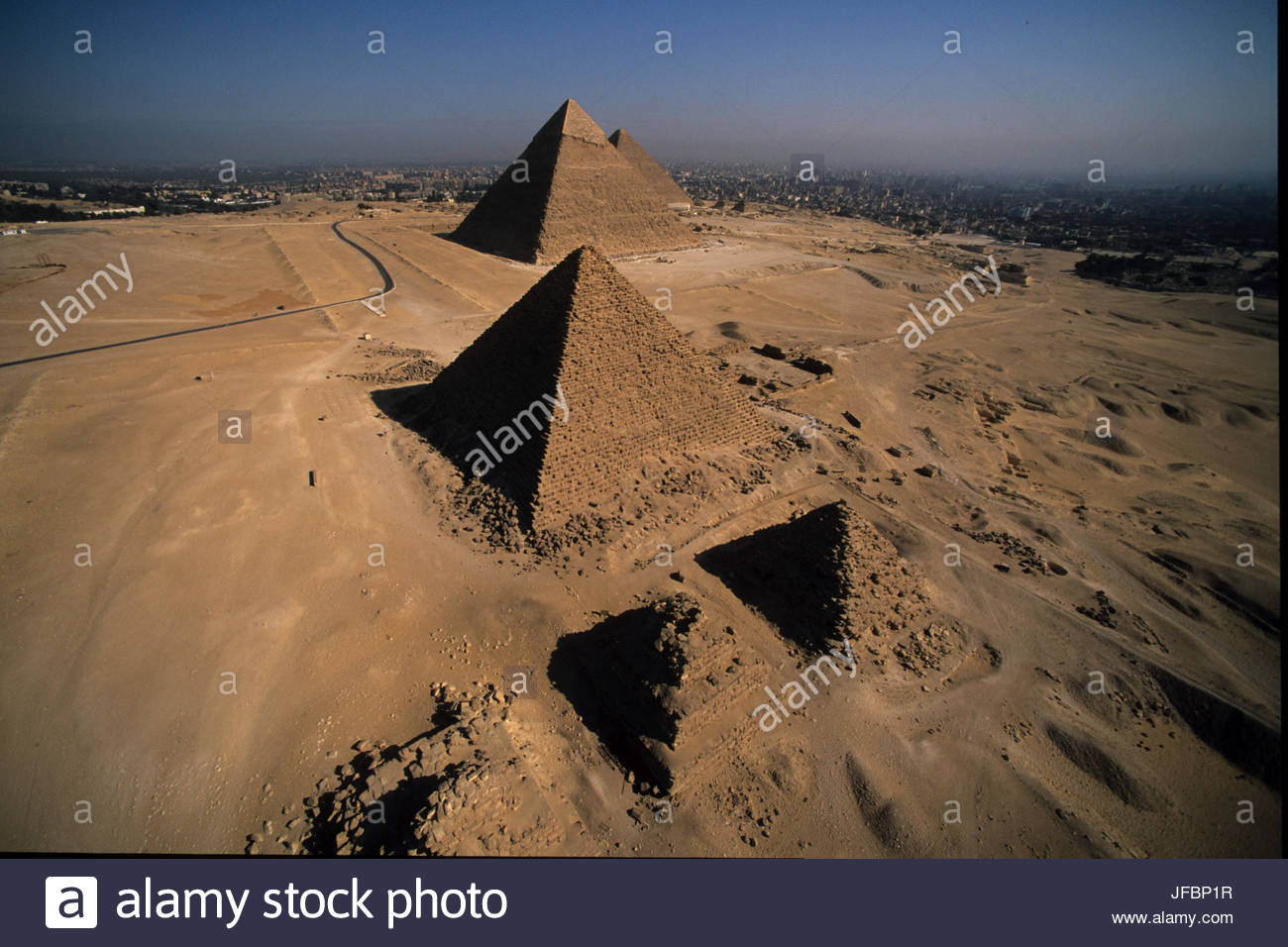 Pyramids Of Giza Khufu Khafre Menkaure Stock Photos & Pyramids Of Giza ...