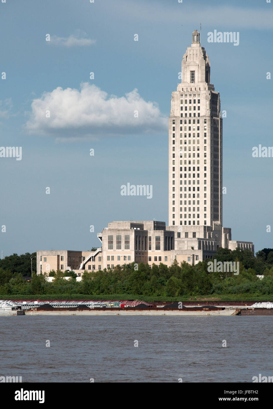 Louisiana state capitol building hi-res stock photography and images ...