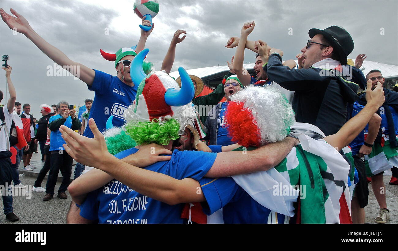 Euro 2016: Belgian and Italian fans at Lyons Stadium of Lights Stock ...