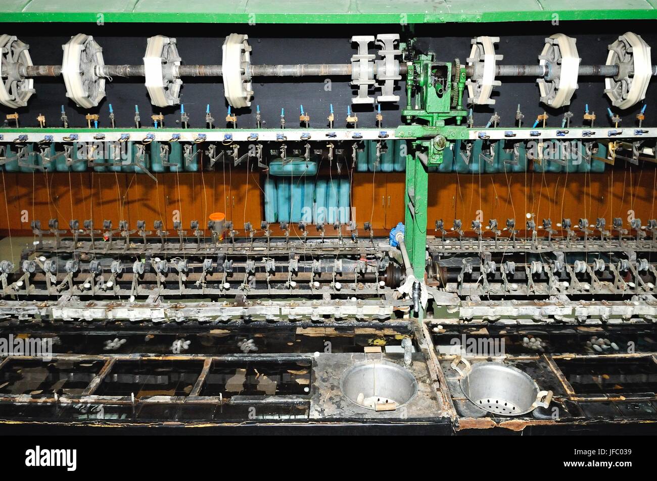 Production machine hi-res stock photography and images - Alamy