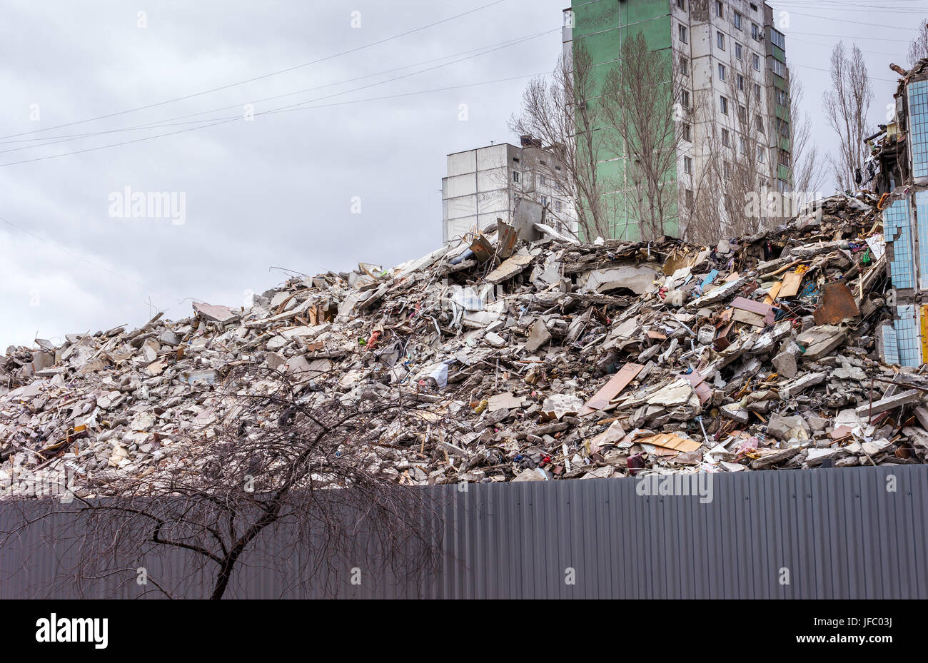 House explosion demolished hi-res stock photography and images - Alamy