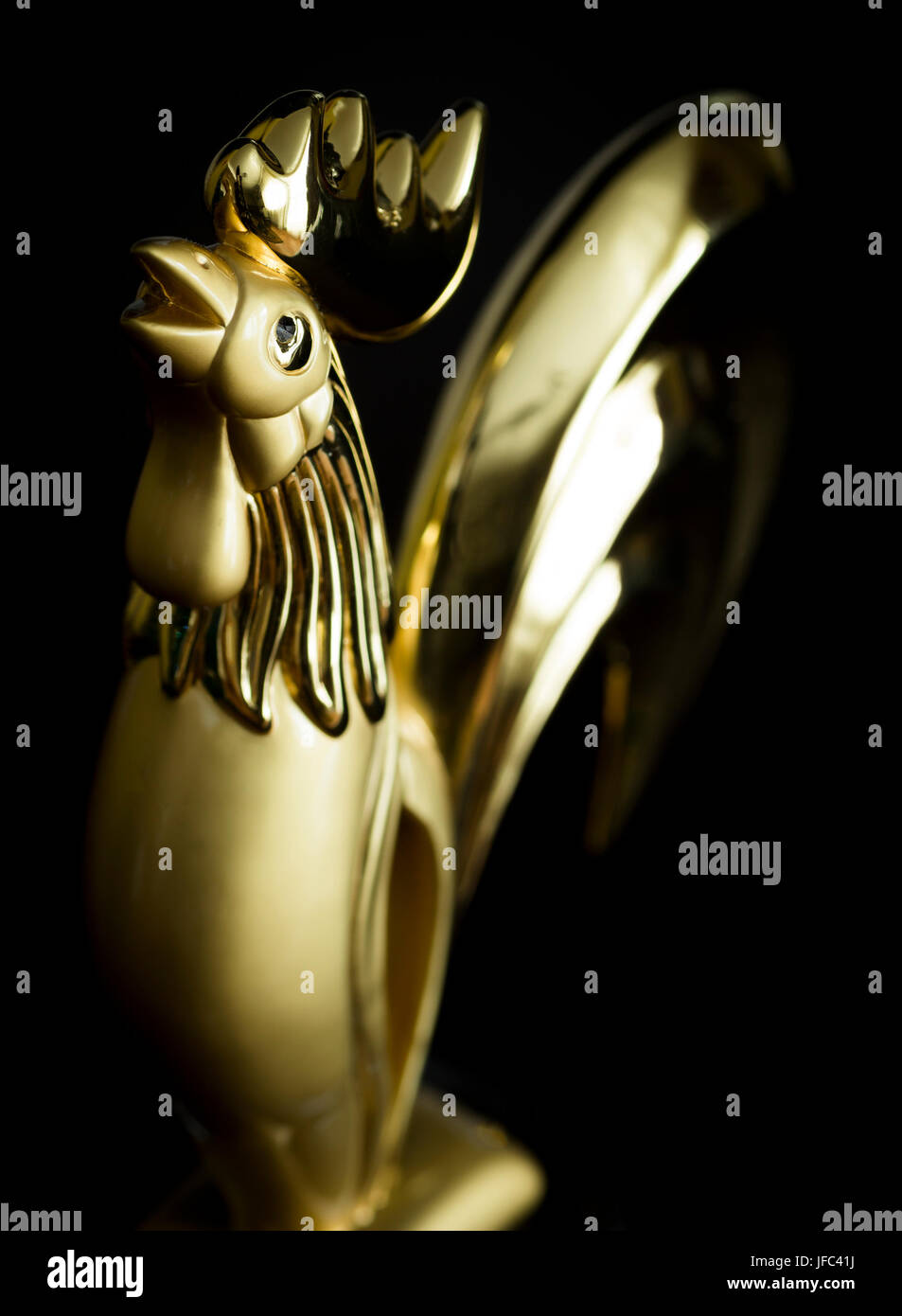 Golden Rooster High Resolution Stock Photography and Images - Alamy