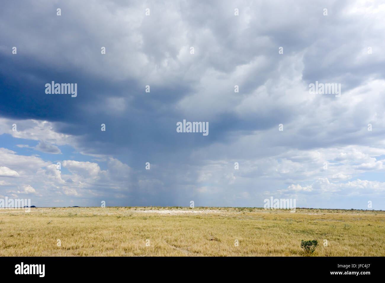 Rainy weather scene hi-res stock photography and images - Alamy