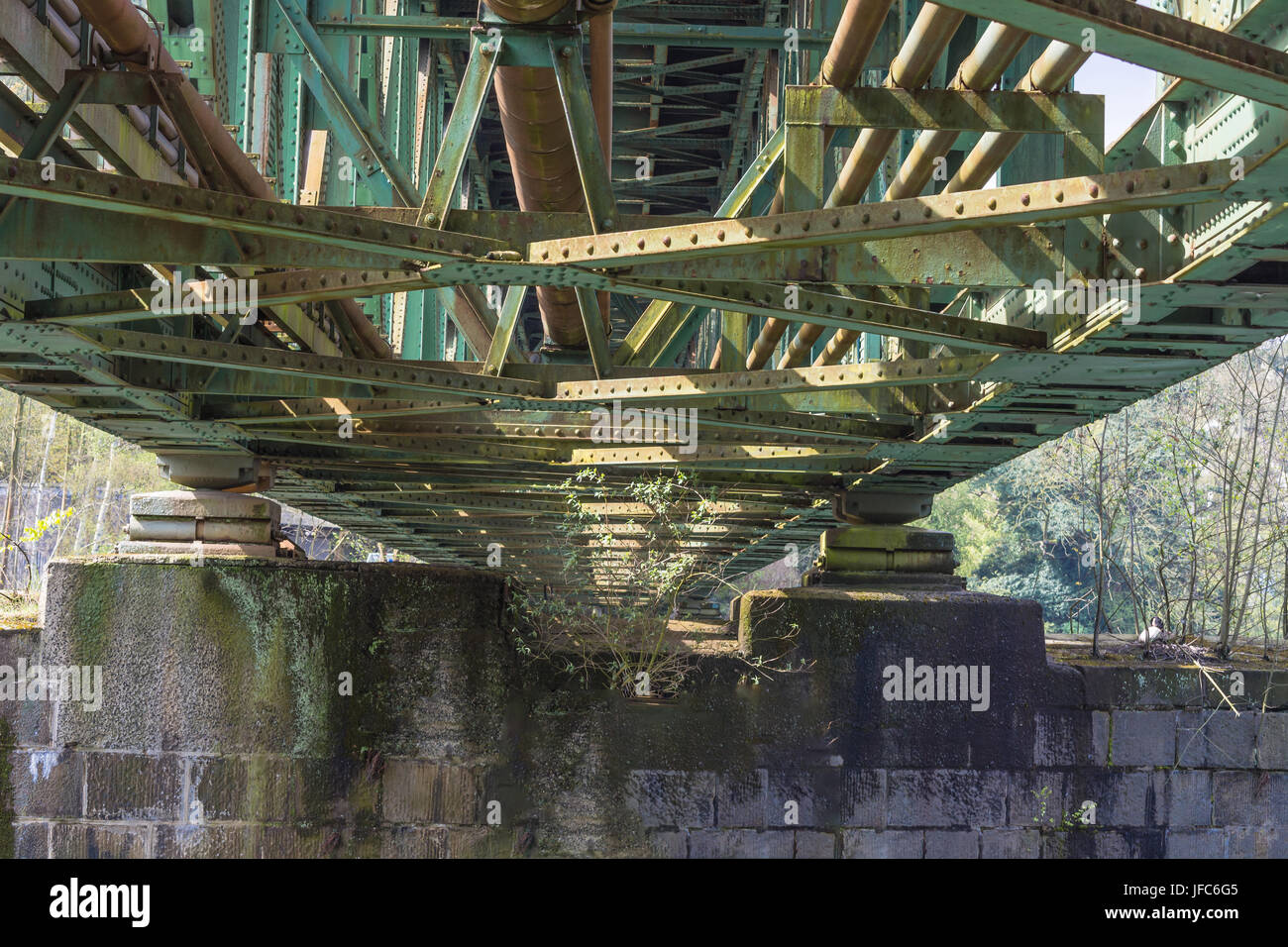 Steel railway bridge Stock Photo - Alamy