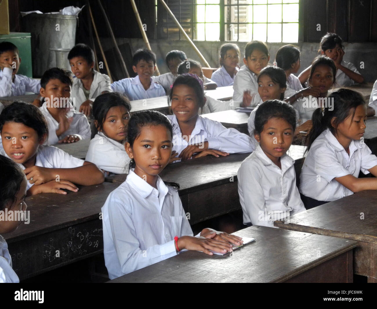 Cambodian school children hi-res stock photography and images - Alamy