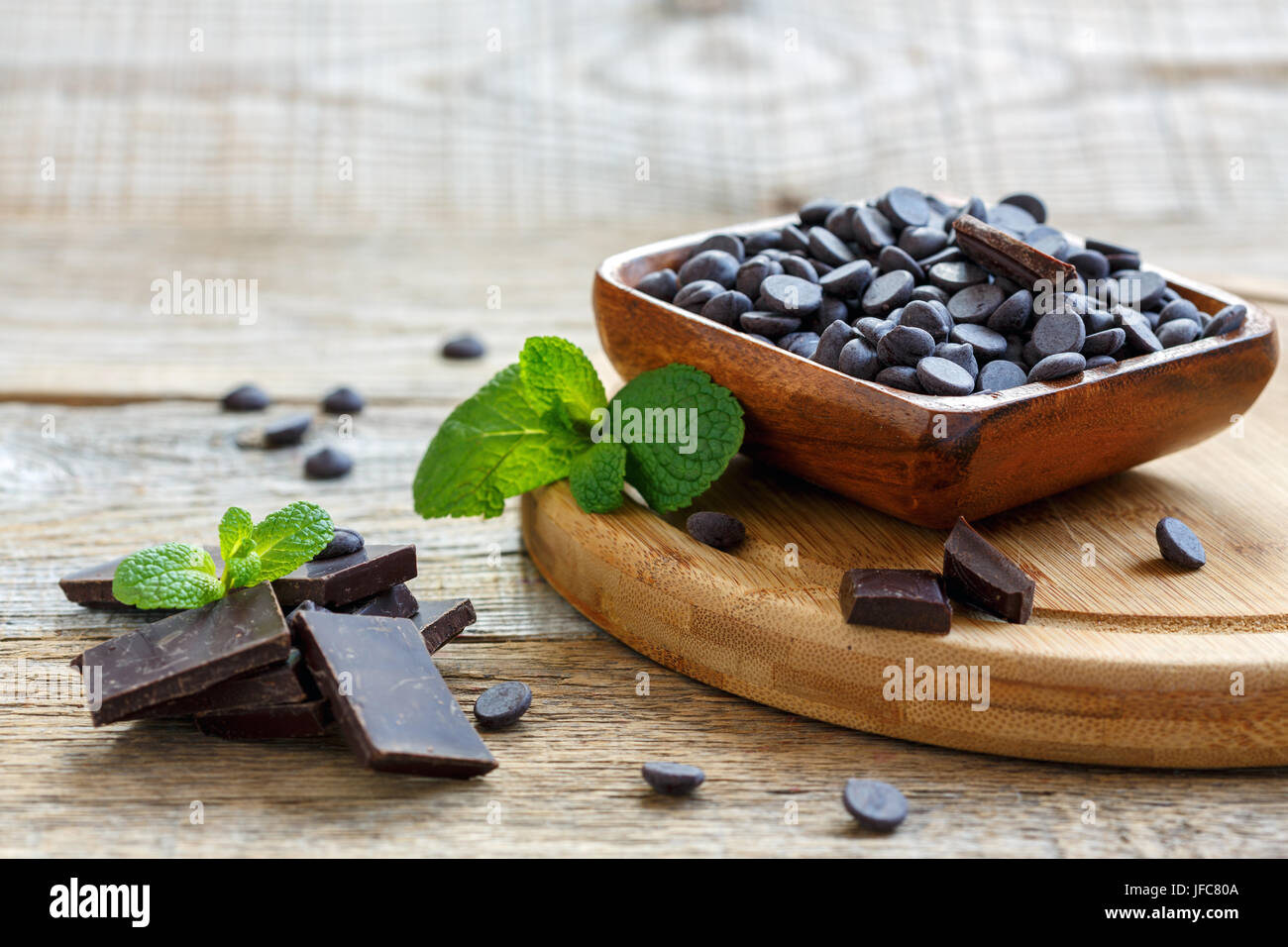 Drops dark hi-res stock photography and images - Alamy