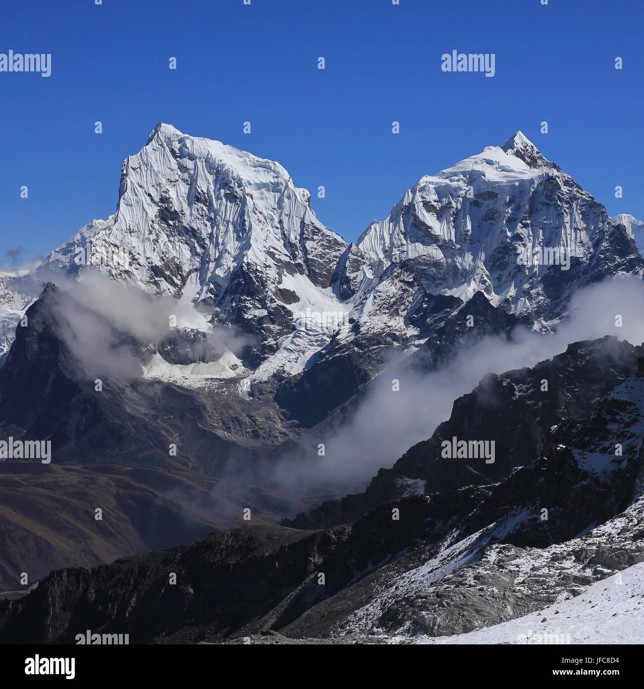Taboche hi-res stock photography and images - Alamy