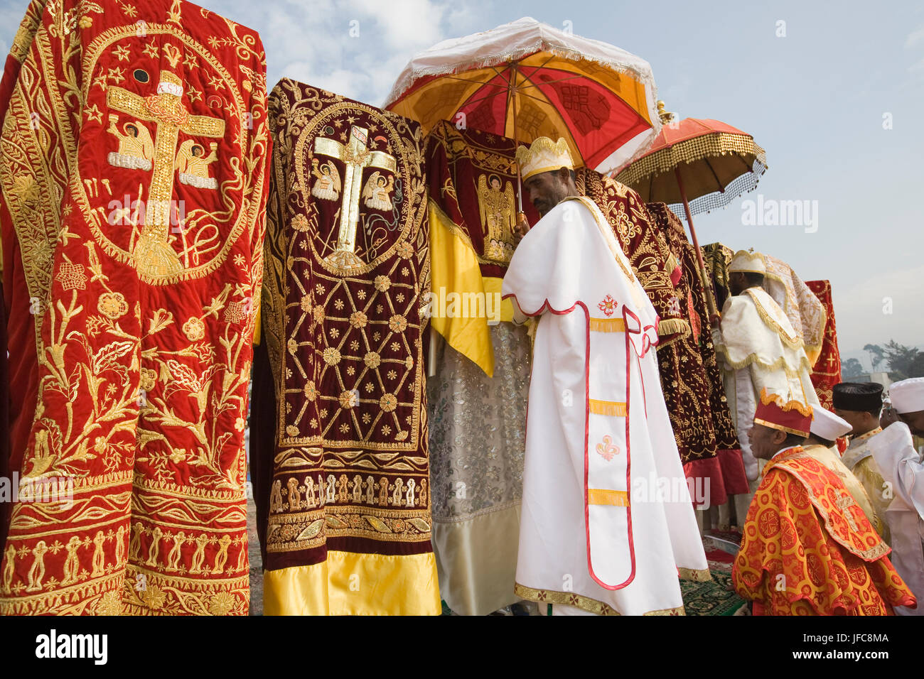Coptic priests hi-res stock photography and images - Alamy