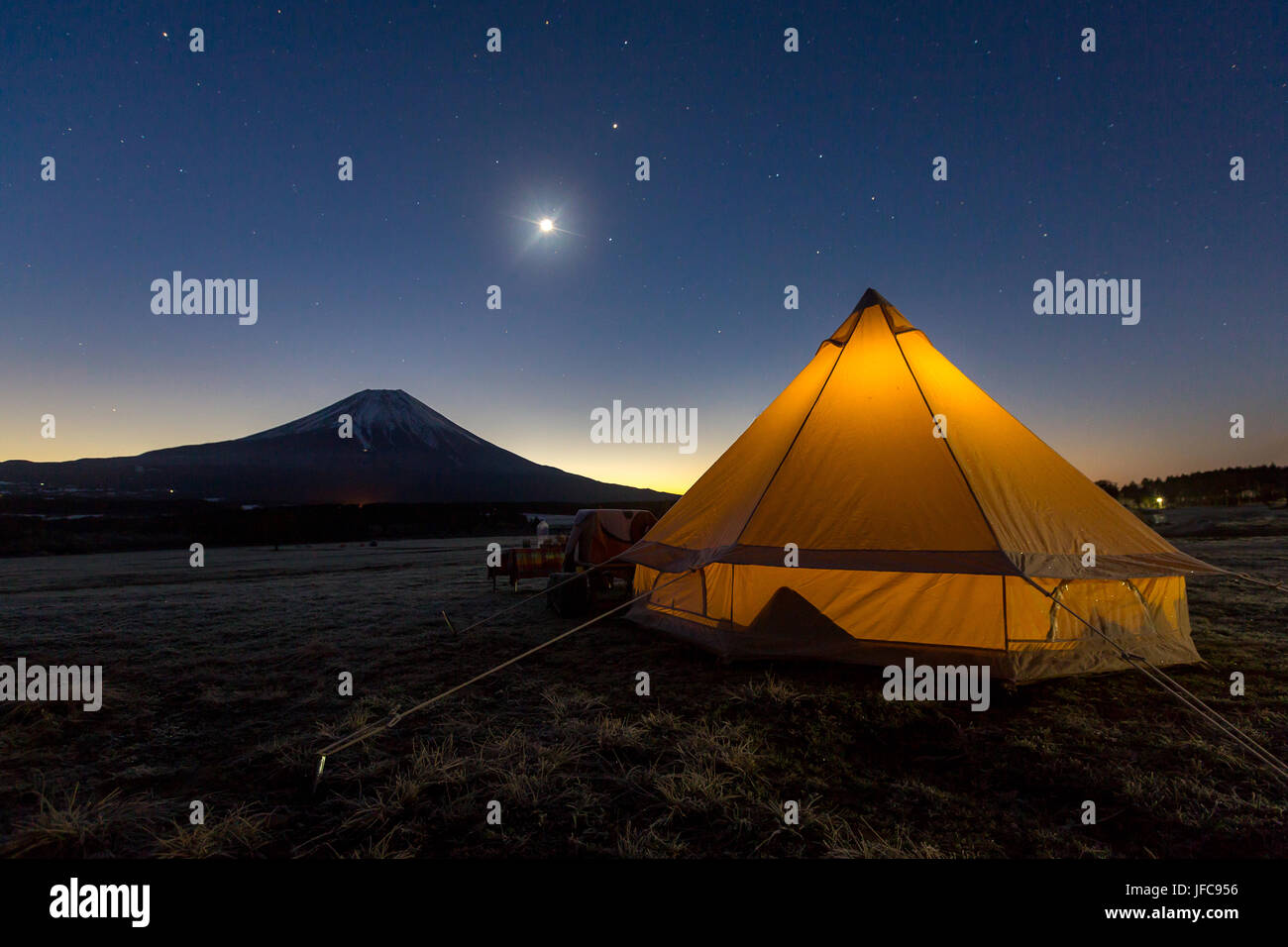 Fuji japan moon hi-res stock photography and images - Alamy