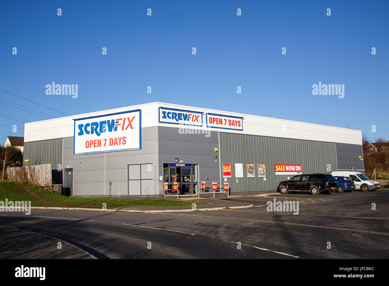 Screwfix shop hi-res stock photography and images - Alamy