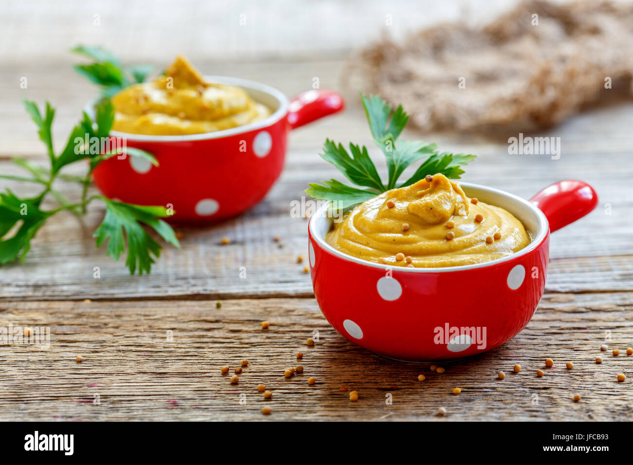 Cooking red sauce hi-res stock photography and images - Alamy