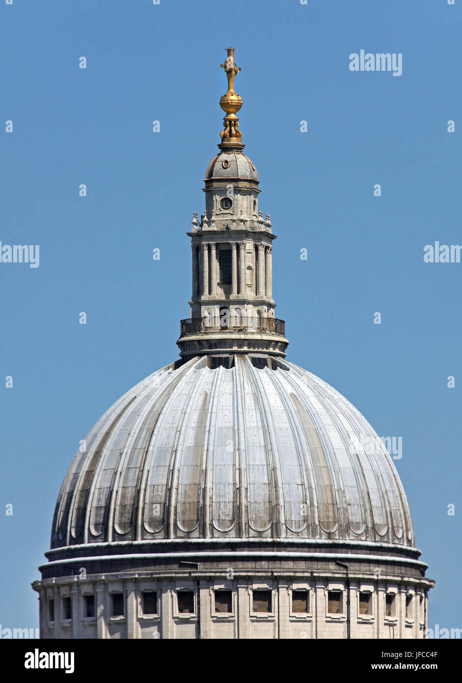 Church dome golden detail hi-res stock photography and images - Alamy