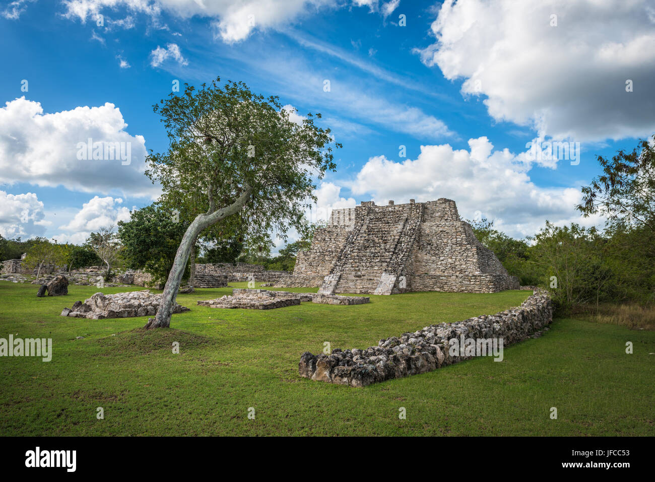 Mayan site of mayapan hi-res stock photography and images - Alamy