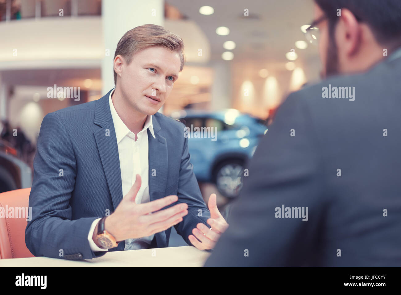 Professional lifestyles hi-res stock photography and images - Alamy