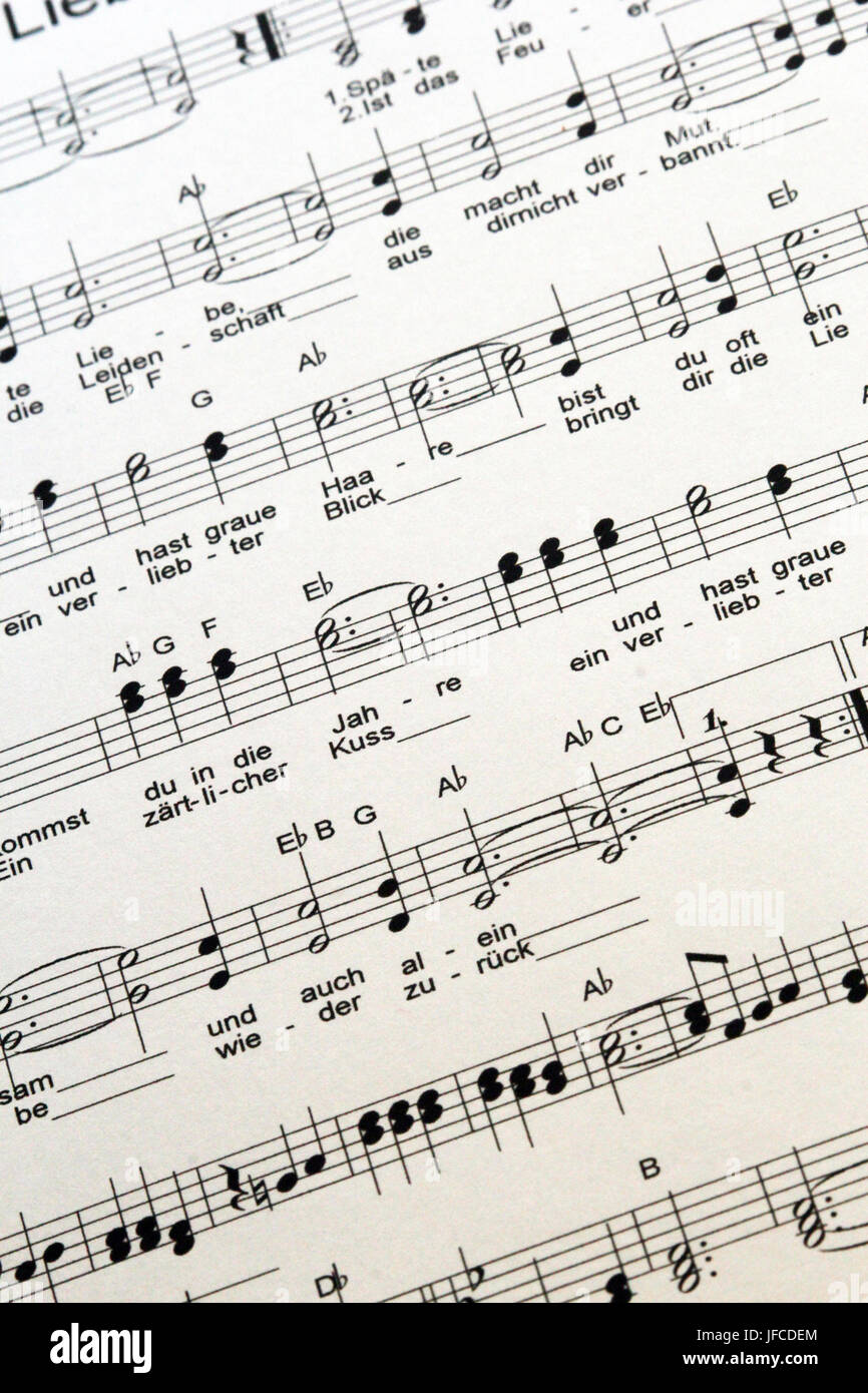 Notenschluessel hi-res stock photography and images - Alamy