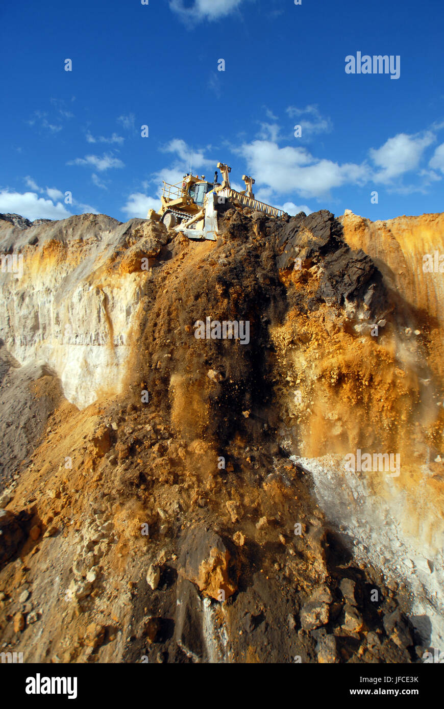 Western Australian coal mine vehicles and operation Stock Photo - Alamy