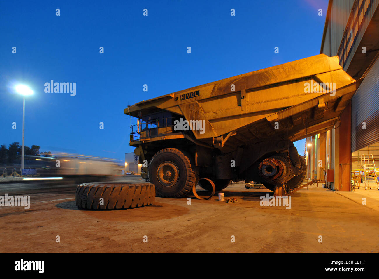 Mining shovels hi-res stock photography and images - Alamy