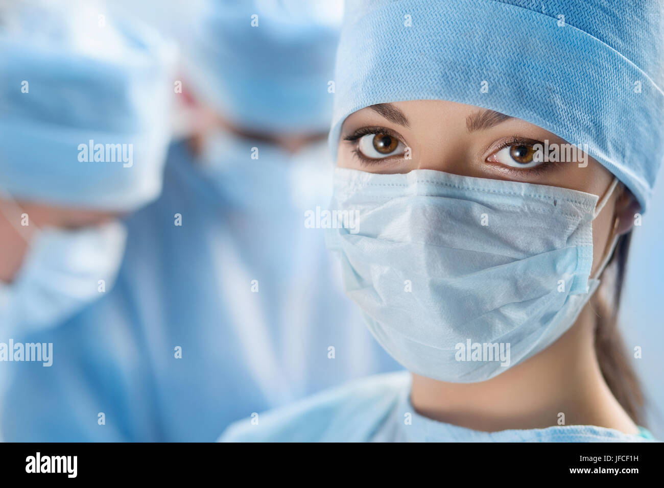 Female doctor at operation theatre portrait hi-res stock photography ...