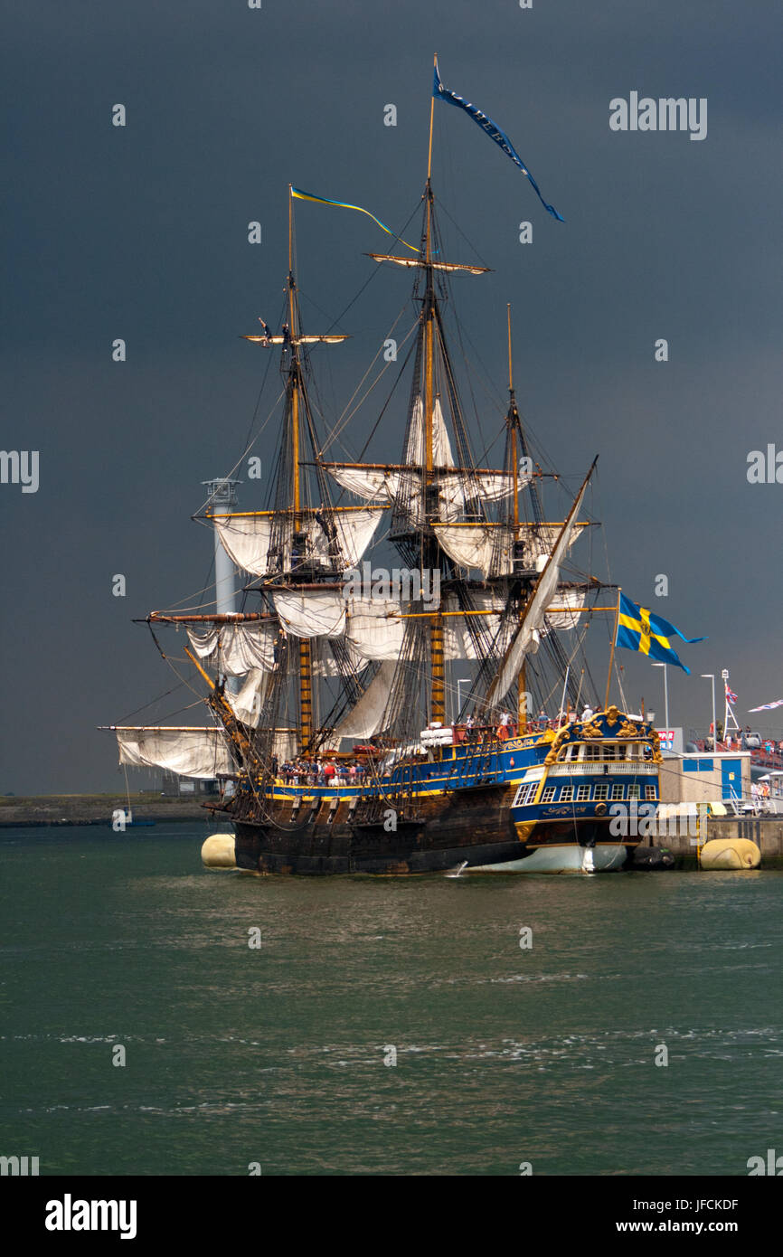 Gotheborg replica ship hi-res stock photography and images - Alamy