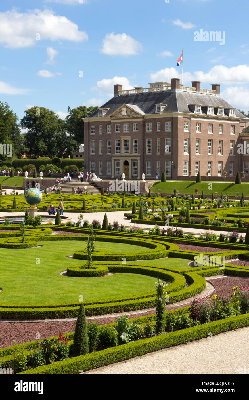 Palace 'het Loo' and it's gardens. Apeldoorn, The Netherlands Stock ...