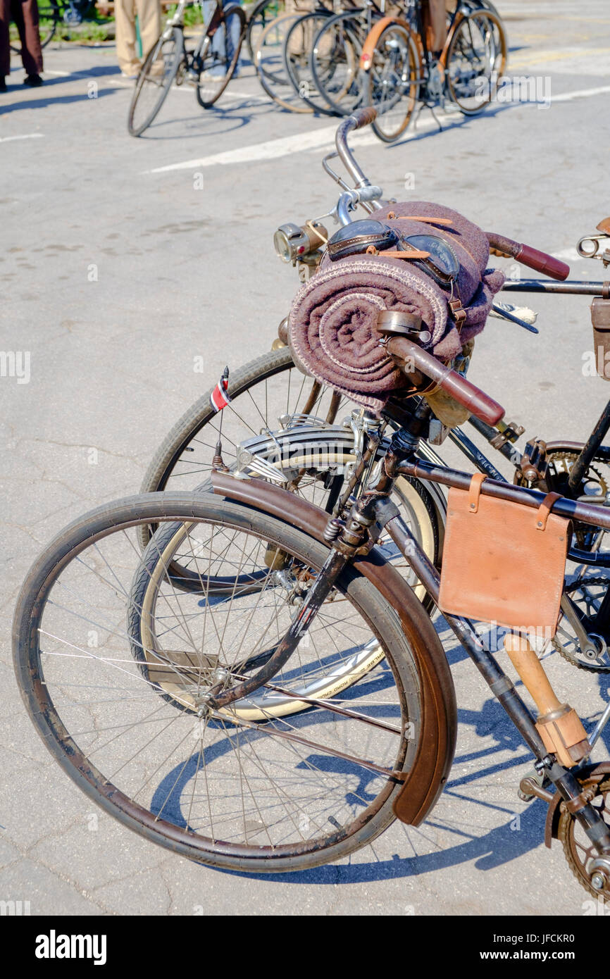 Vintage bicycles, celebrating old style cycling Stock Photo - Alamy