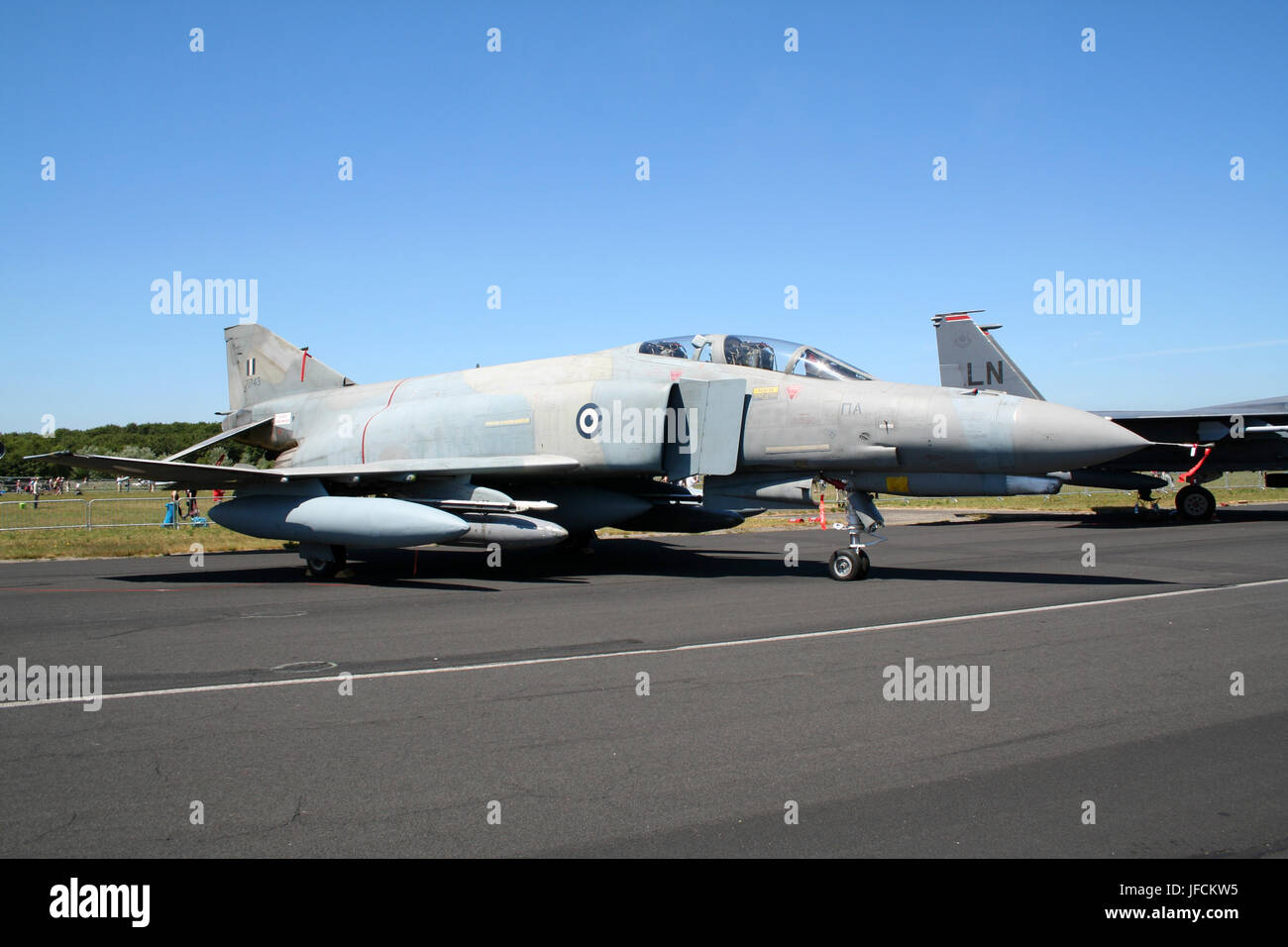 Greek air force f 4 phantom hi-res stock photography and images - Alamy