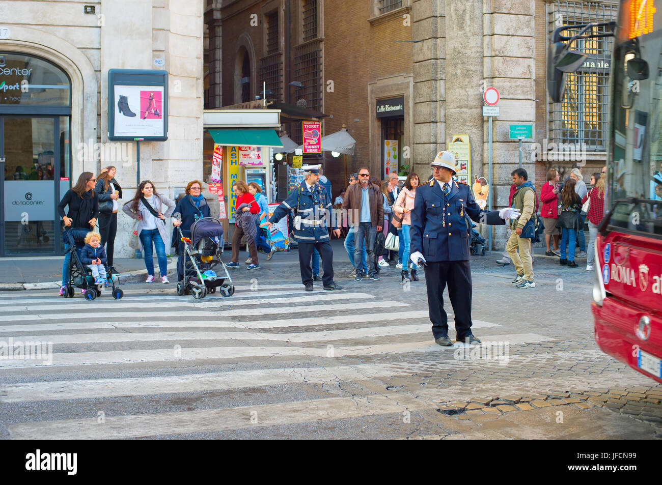 Rome police directing traffic hi-res stock photography and images - Alamy