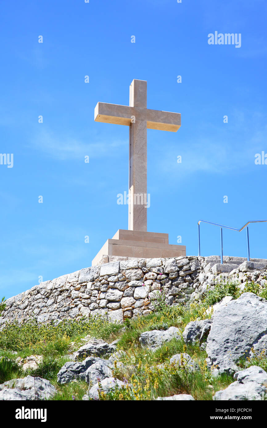 Sign of the cross catholic hi-res stock photography and images - Alamy