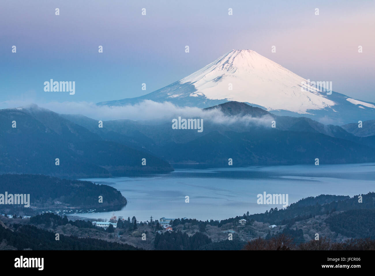 Hakone mountain hi-res stock photography and images - Alamy