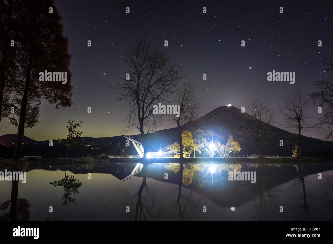 Pearl peak hi-res stock photography and images - Alamy