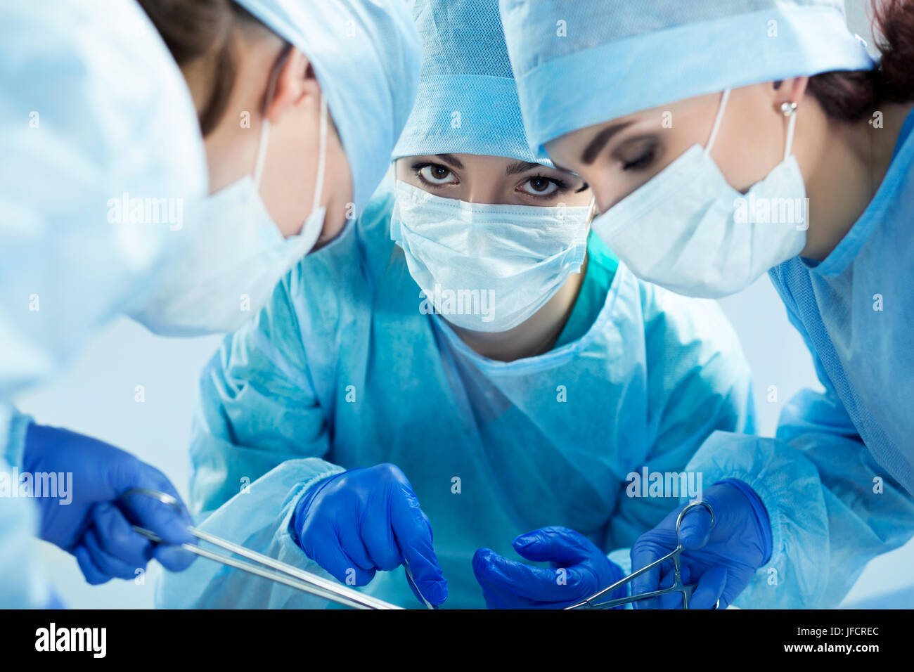 Resuscitation table hi-res stock photography and images - Alamy
