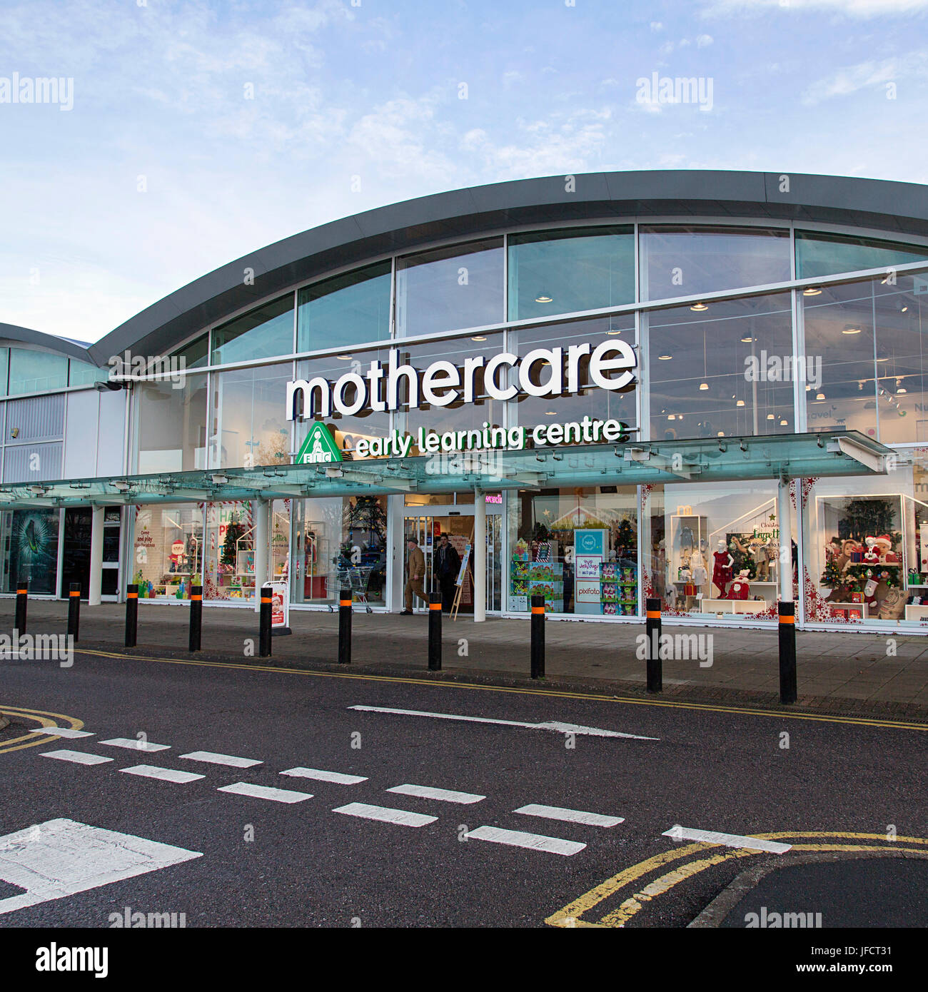 Mothercare exterior hi-res stock photography and images - Alamy