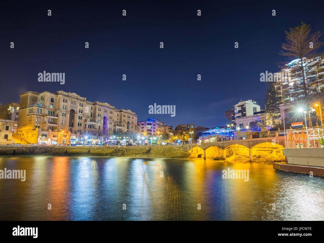 Balluta bay malta hi-res stock photography and images - Alamy