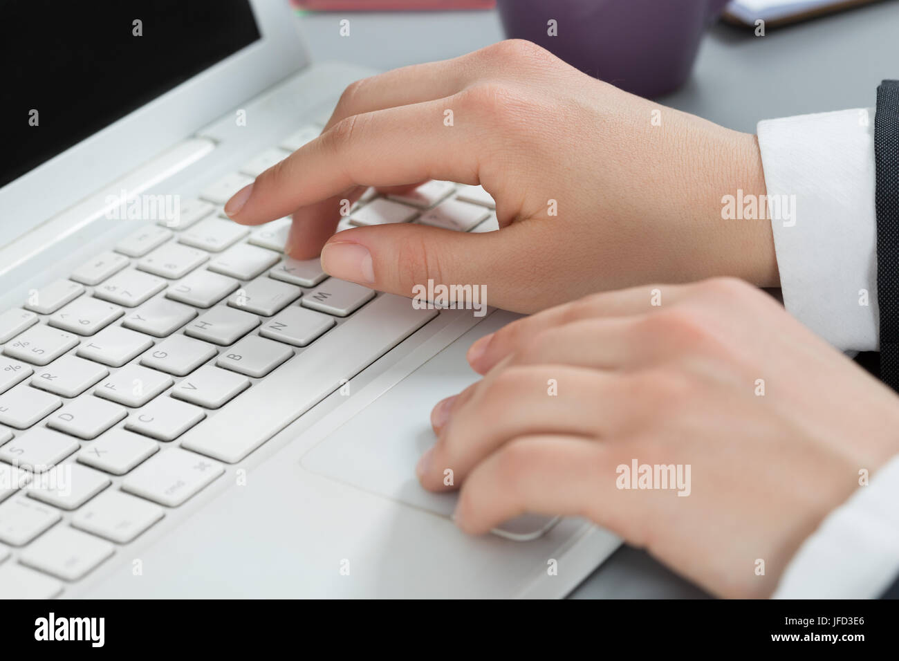 Woman hands working laptop hi-res stock photography and images - Alamy