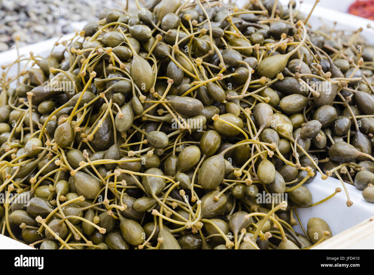 Capperi di pantelleria hi-res stock photography and images - Alamy