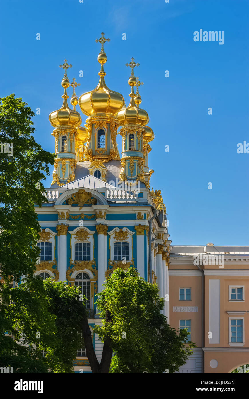 Gold plated roof hi-res stock photography and images - Alamy