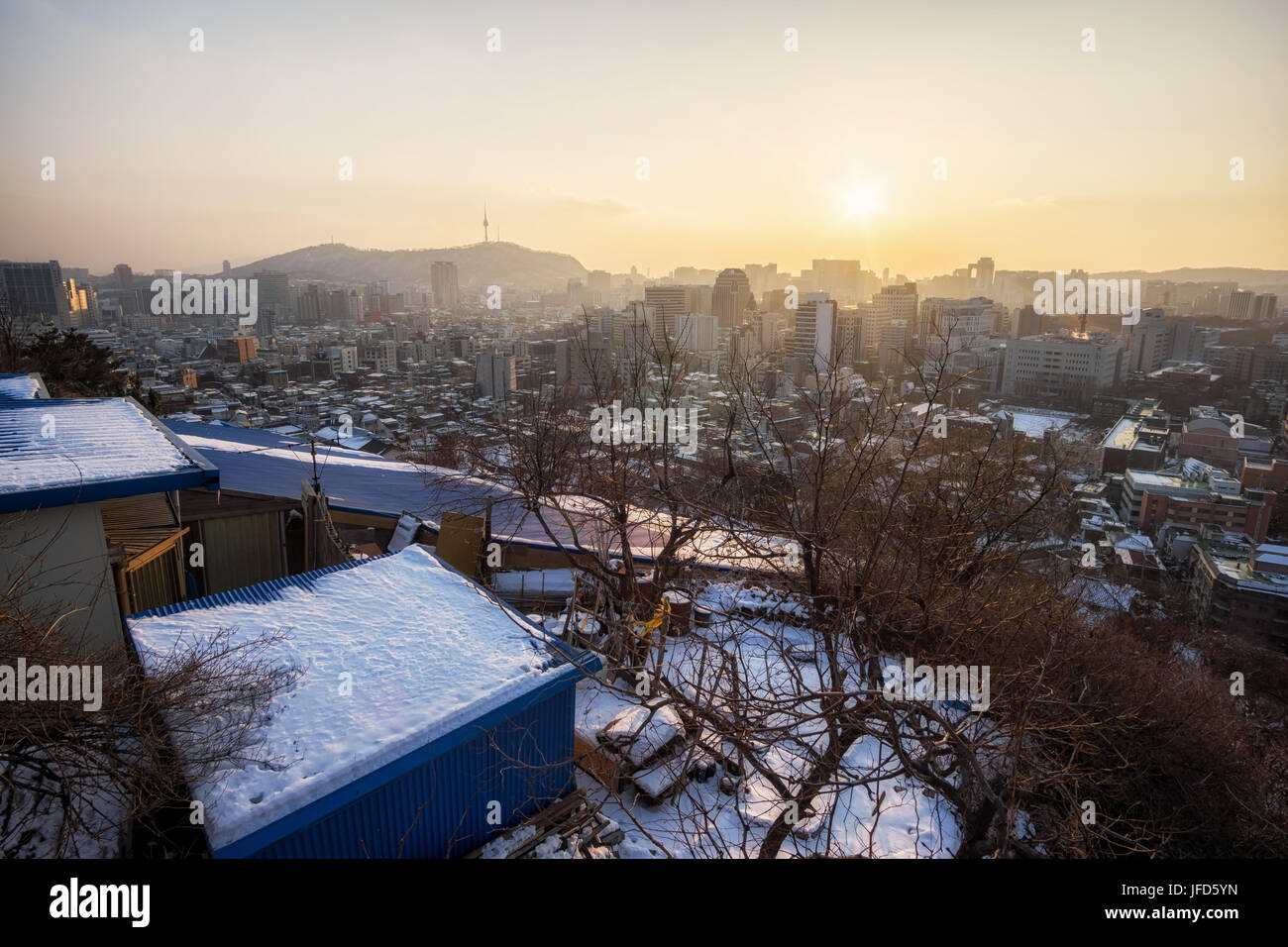 seoul winter scene Stock Photo - Alamy