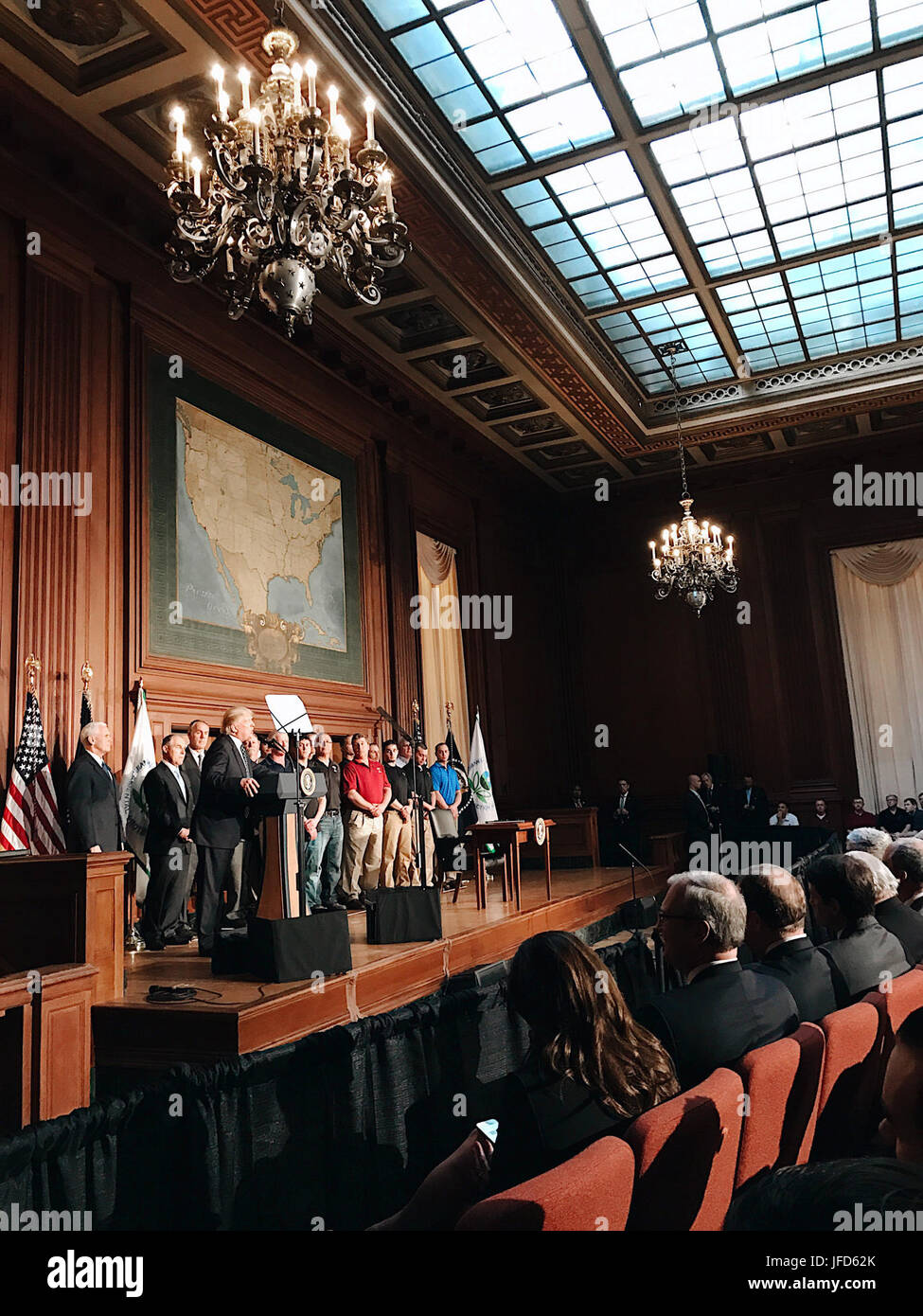 President Donald J. Trump signs an executive order to create energy ...