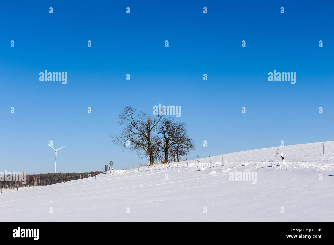 Average landscape hi-res stock photography and images - Alamy