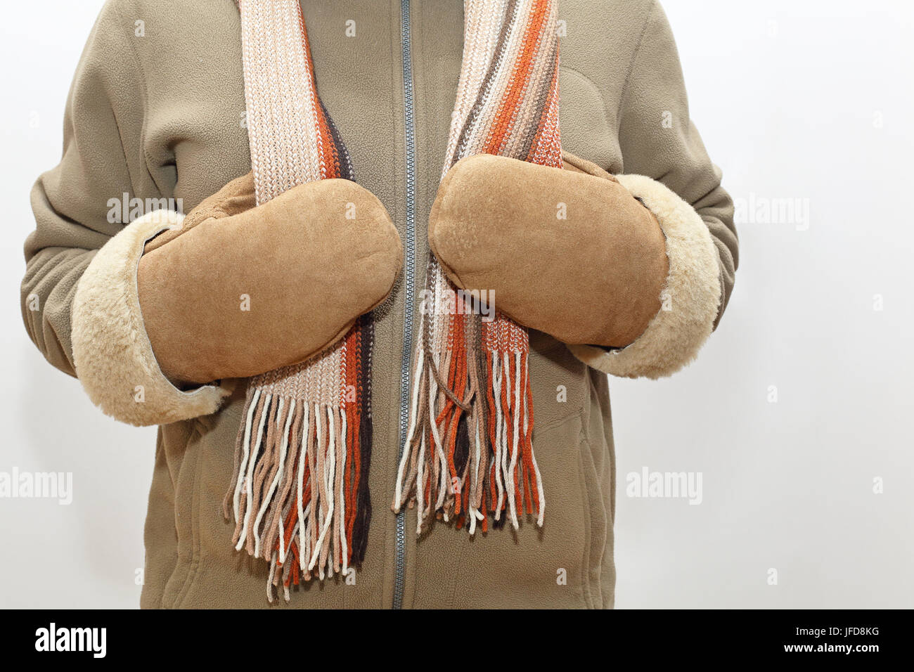 People in winter clothing hi-res stock photography and images - Alamy