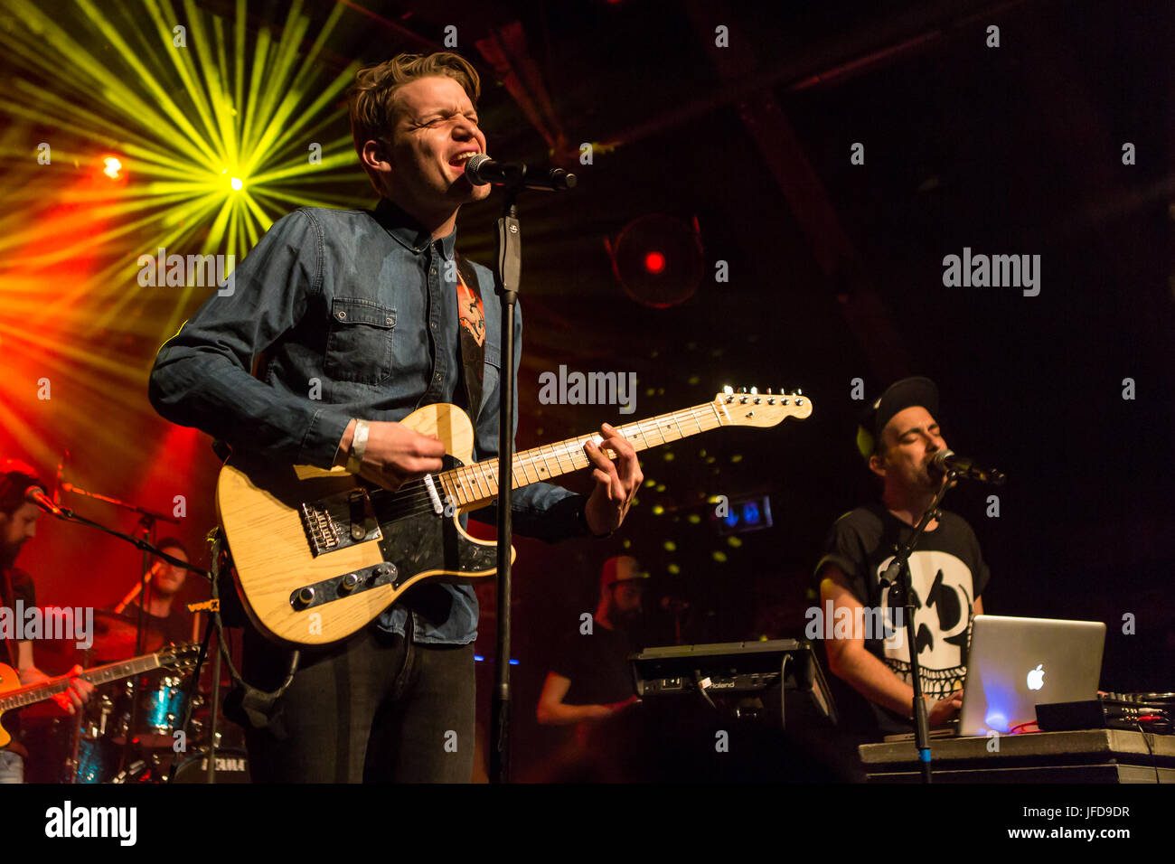 Dabu bucher hi-res stock photography and images - Alamy