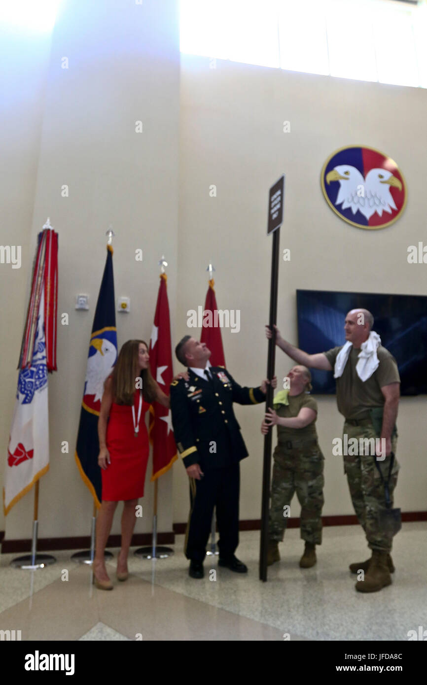 Brigadier general s c marshall hi-res stock photography and images - Alamy