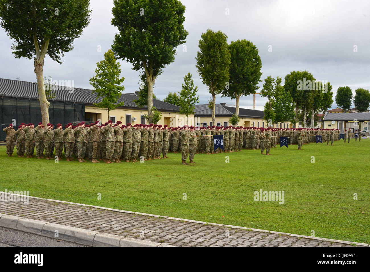 U. S. Army Paratroopers from 1st Battalion 503rd Infantry Regiment ...