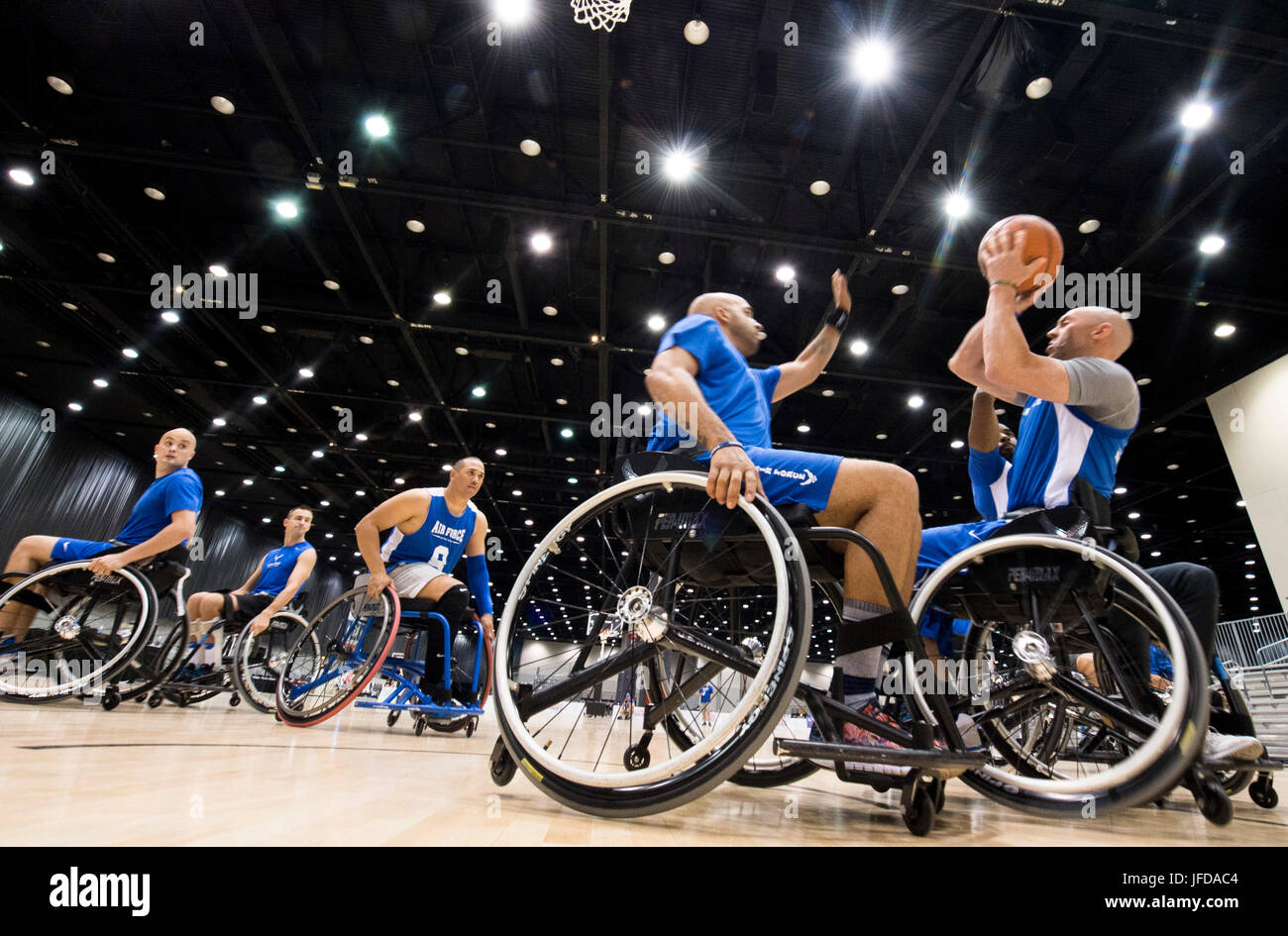 U s wheelchair basketball team hi-res stock photography and images - Alamy